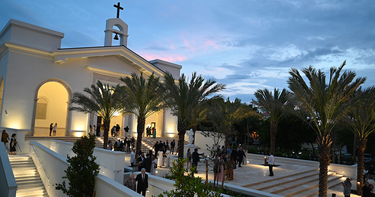 ADOM :: A place to worship 'so that we can become holy ourselves'