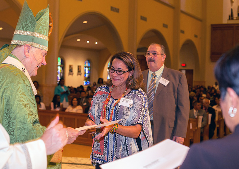 ADOM :: Lay ministers called ‘co-workers' not ‘freelancers'