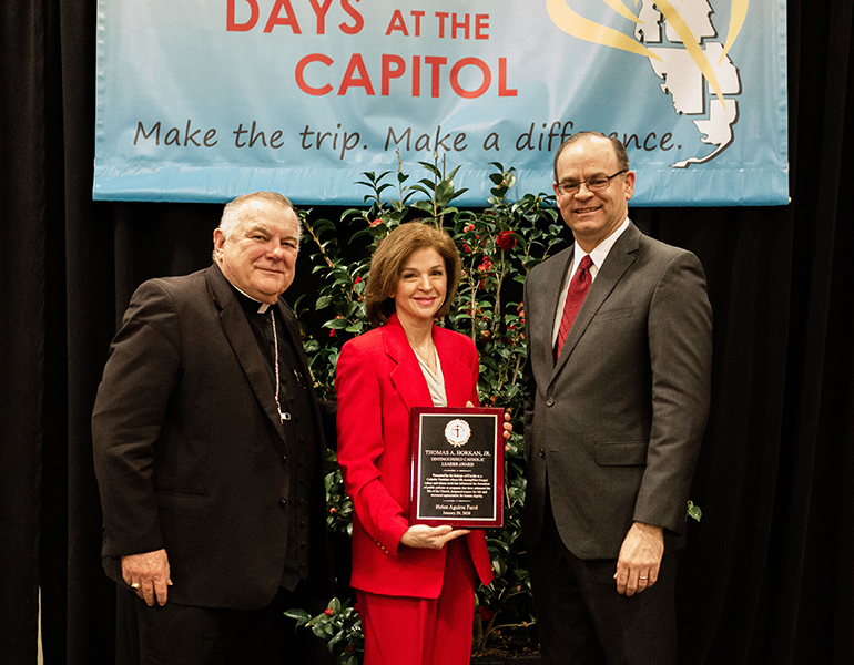 ADOM :: Florida bishops honor Miami journalist Helen Aguirre Ferré