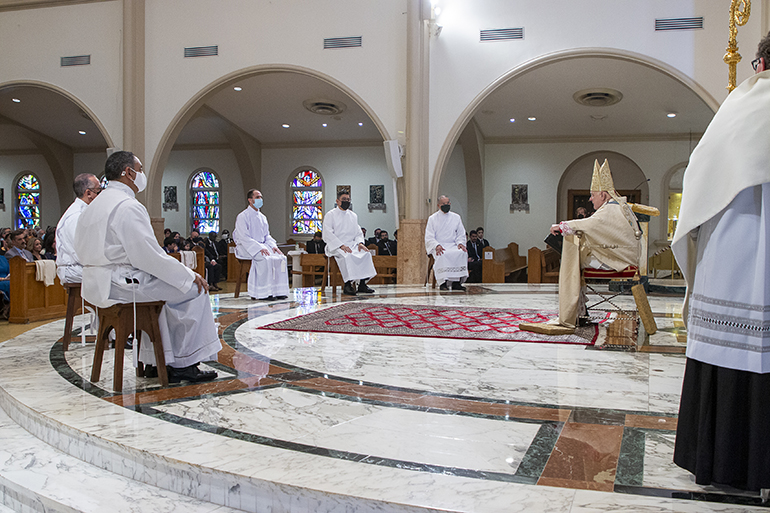 ADOM :: Serve the people as you would the Lord himself