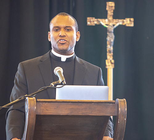 ADOM :: Priests hear uplifting message at convocation