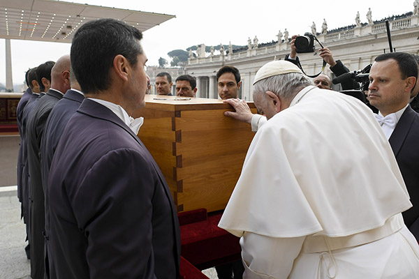 ADOM :: At funeral, pope remembers Benedict's 'wisdom, tenderness ...