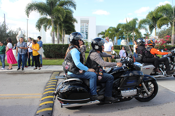 ADOM :: Riding on the straight and narrow