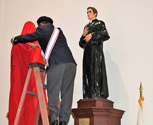 ADOM :: San Isidro showcases new art to encourage new devotions