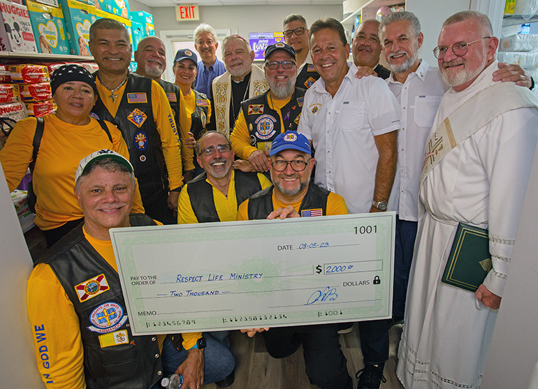 ADOM :: 'A sign from God to keep her baby'