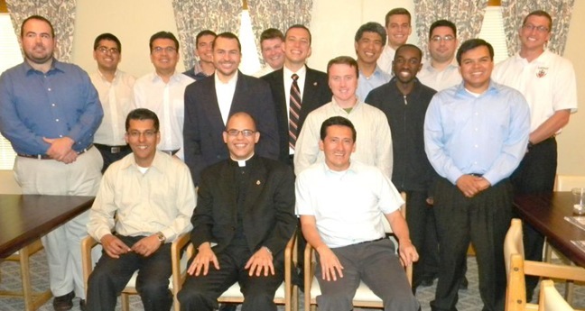 ADOM :: Knights of Columbus support seminarians