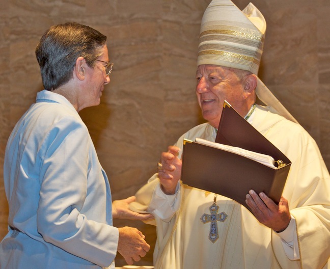 ADOM :: Teachers honored