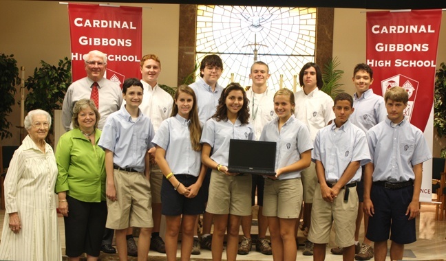 ADOM :: Free laptops for top students