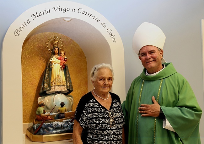 ADOM :: Bishop Fernando Isern honored at former parish