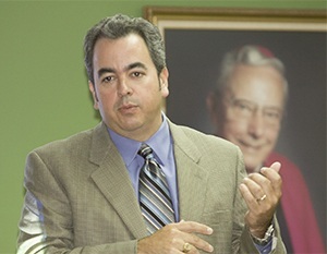 ADOM :: Hurricane coming? Relax, help is on the way