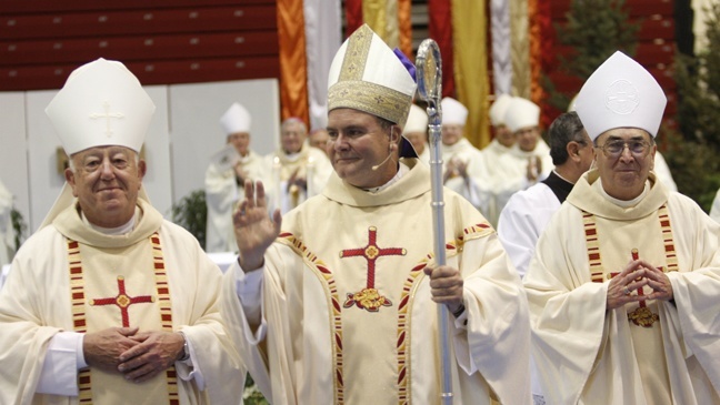 ADOM :: Bishop Isern installed in Pueblo