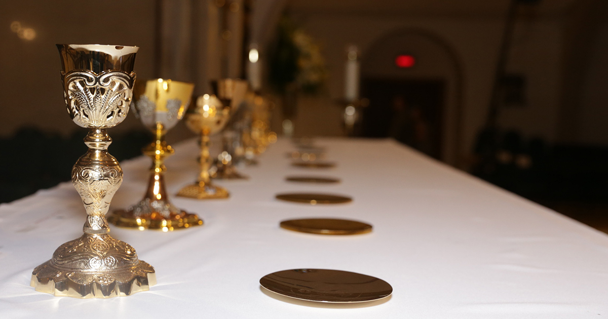 ADOM :: Gluten and Communion: What’s a celiac to do?