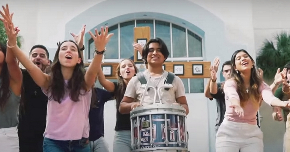 ADOM :: Globe-spanning song