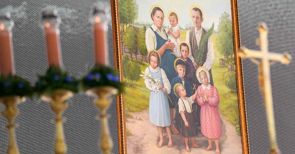 ADOM :: Ulma family: a unique beatification