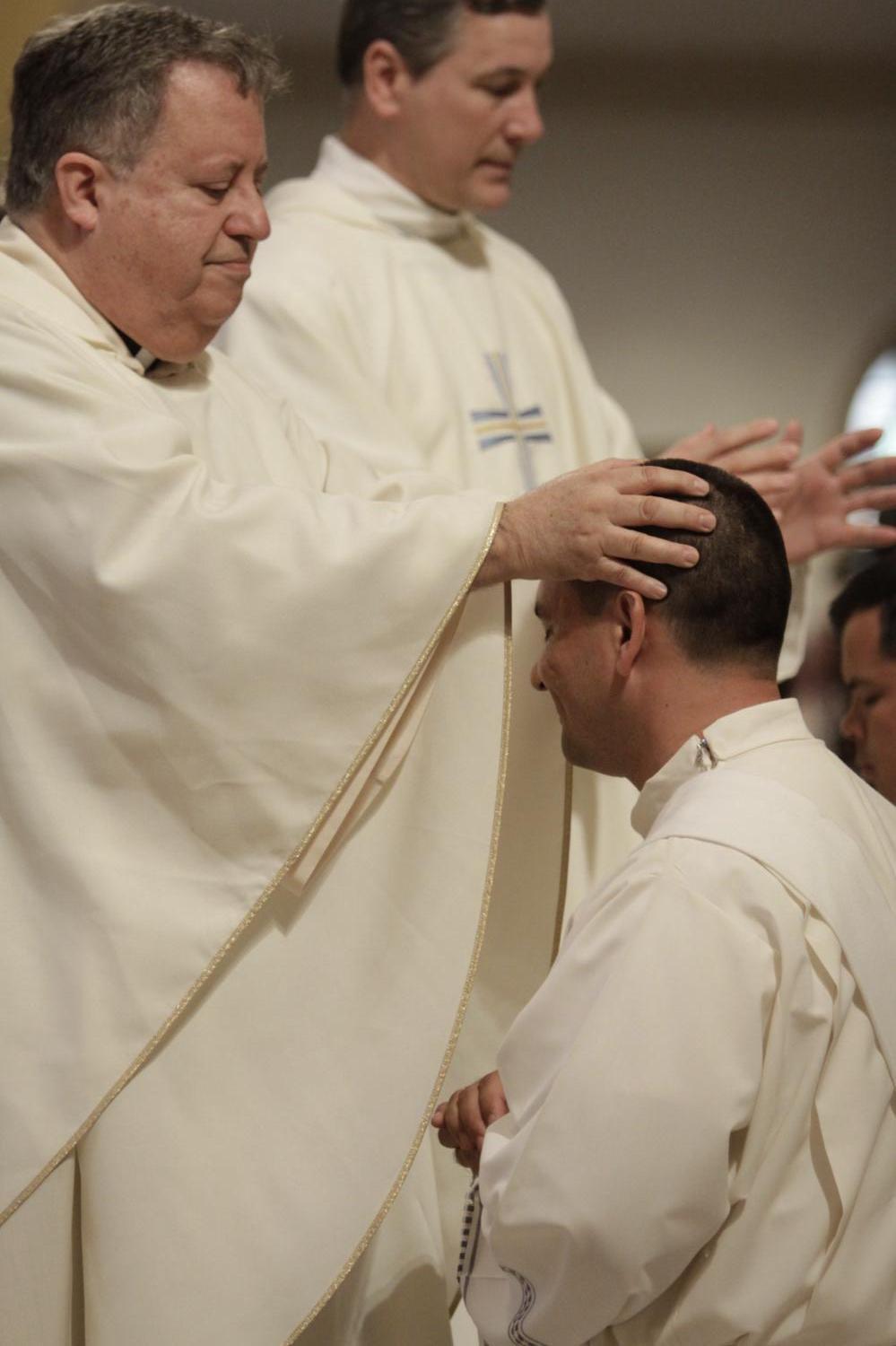 ADOM :: 4 New priests ordained for South Florida
