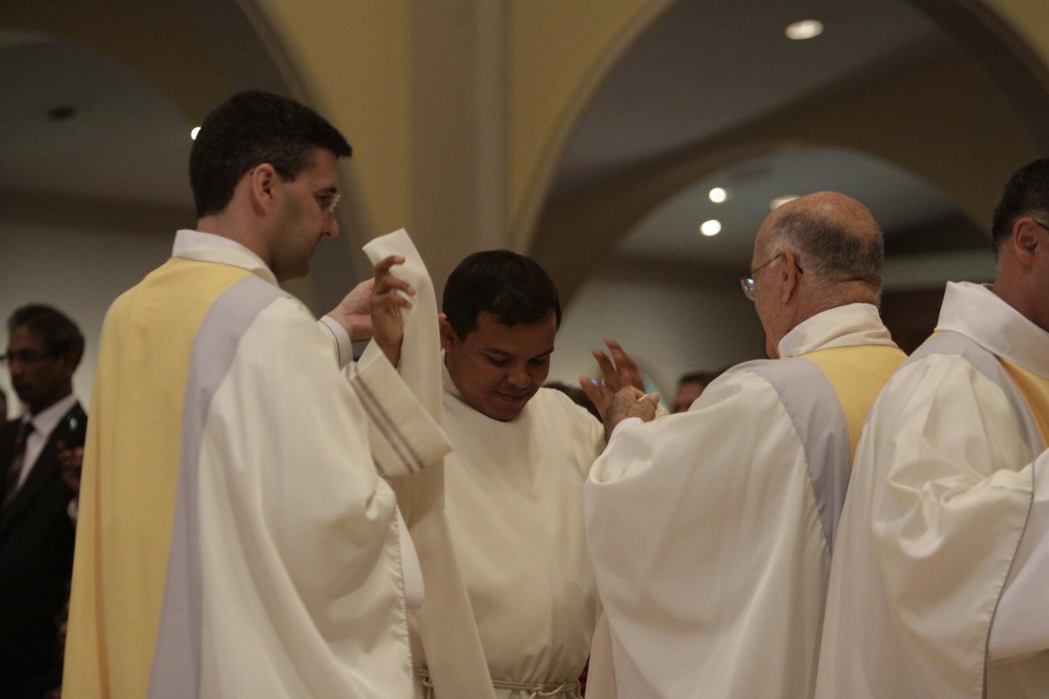 ADOM :: 4 New priests ordained for South Florida