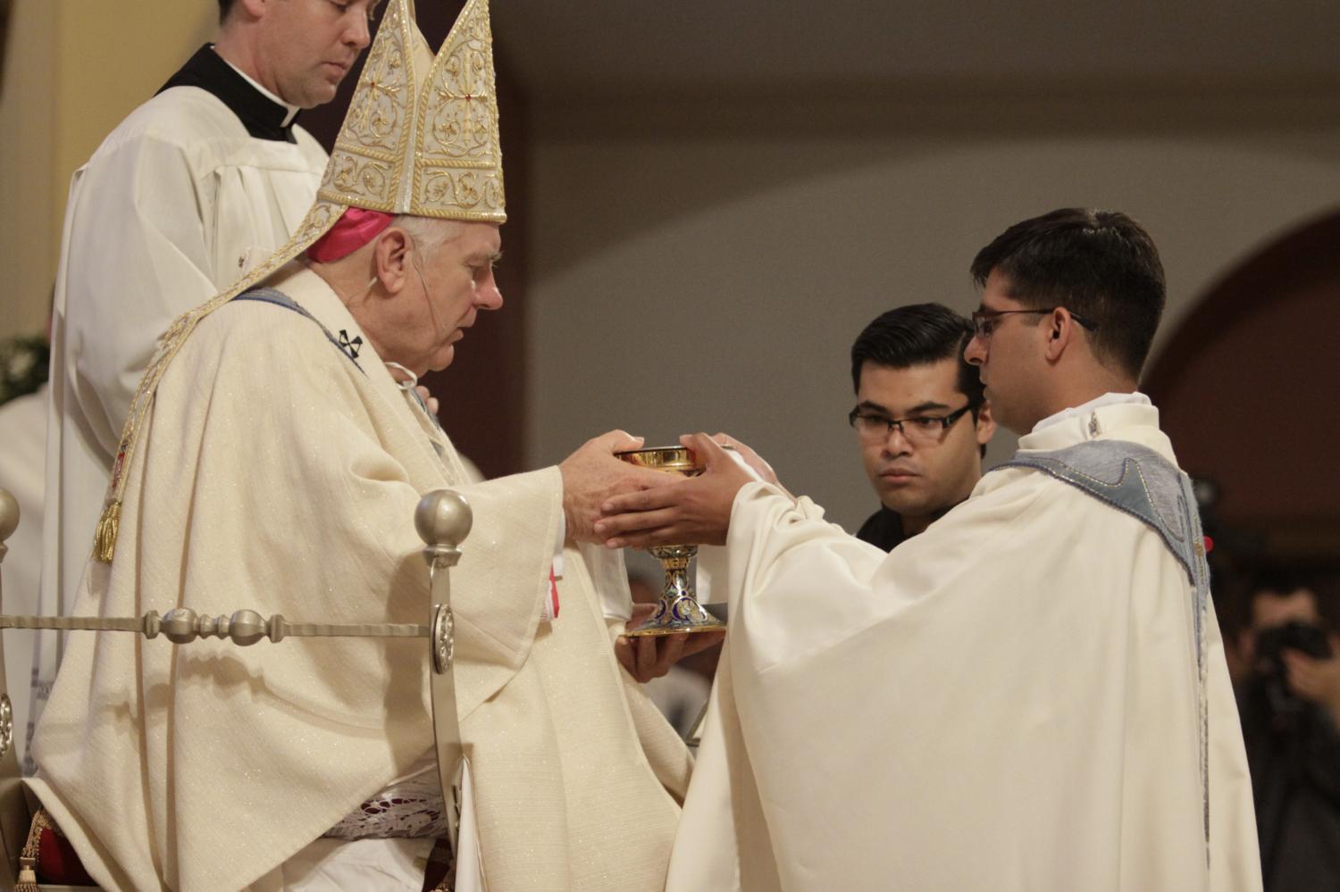 ADOM :: 4 New priests ordained for South Florida