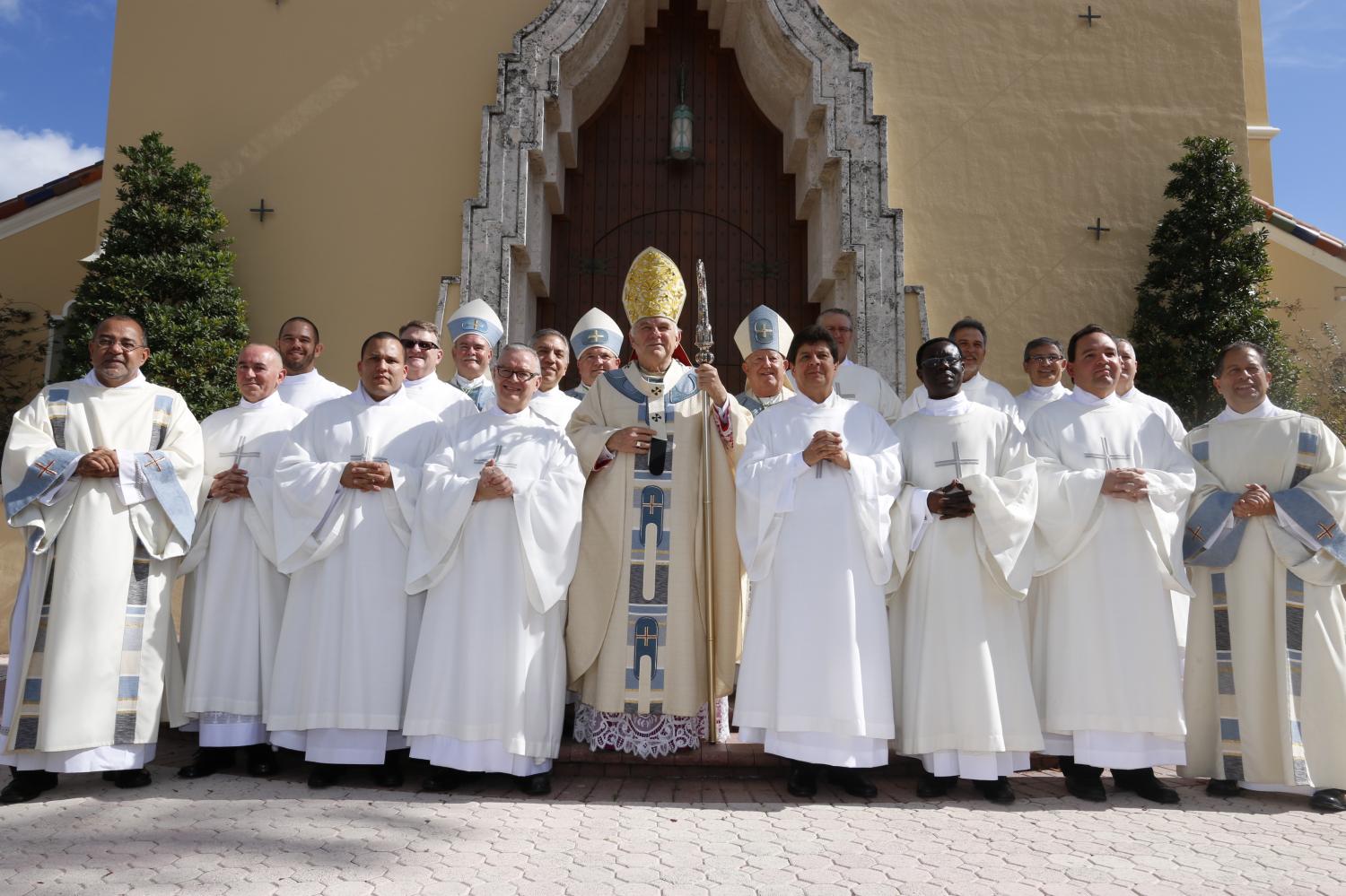 ADOM :: Gallery: Deacons Ordination 2014