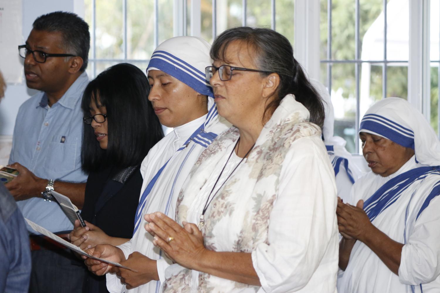 ADOM :: Gallery: Missionaries of Charity Mass