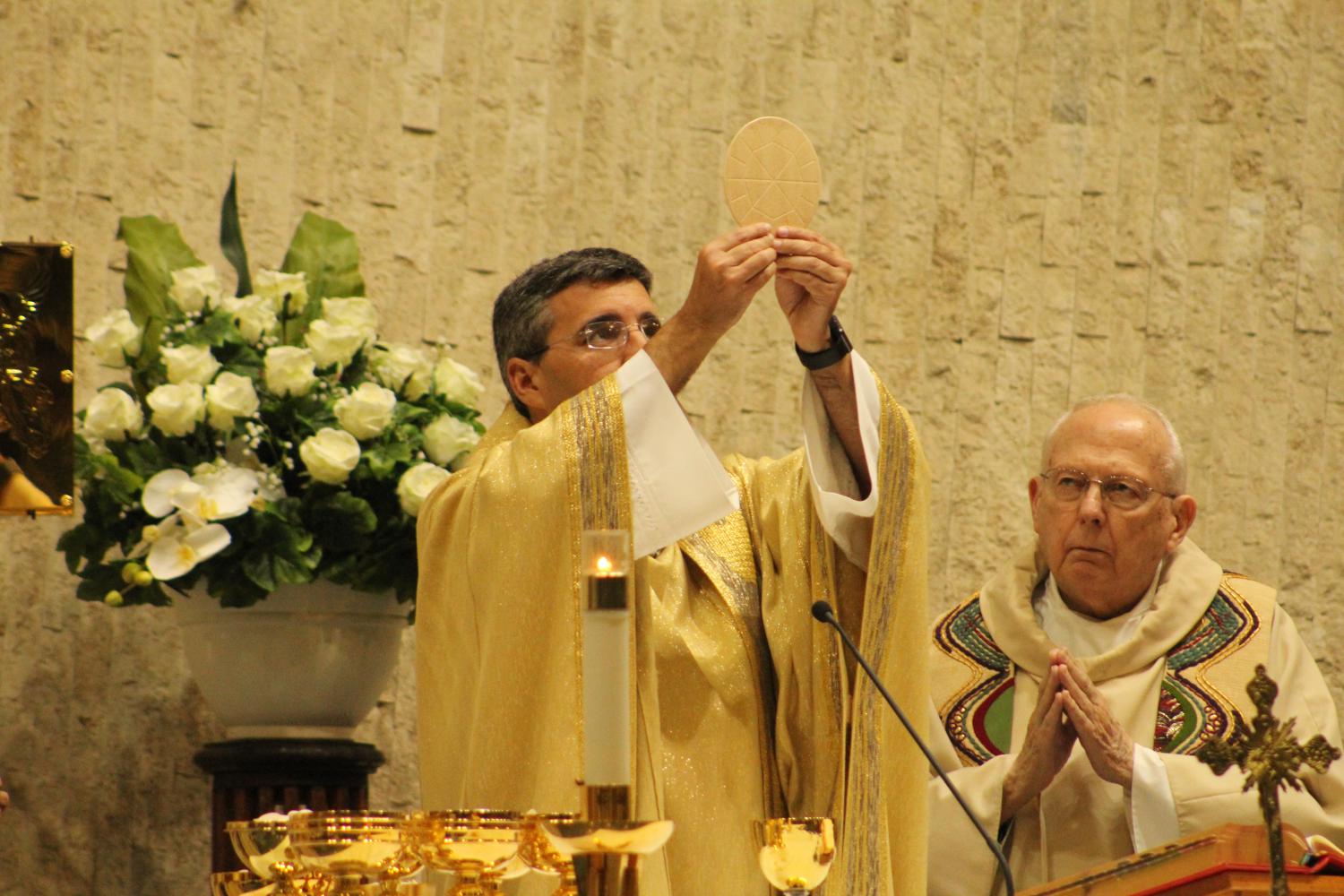 ADOM :: Holy Thursday: Seven Churches Visitation