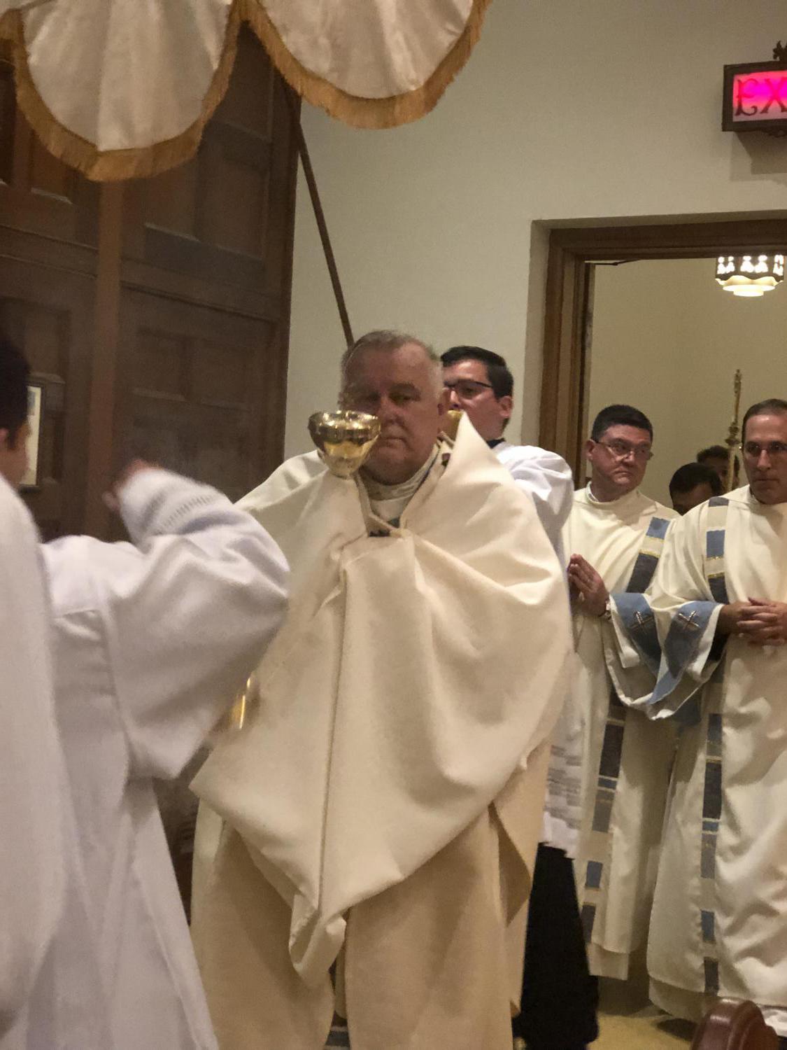 ADOM :: Holy Thursday: Seven Churches Visitation