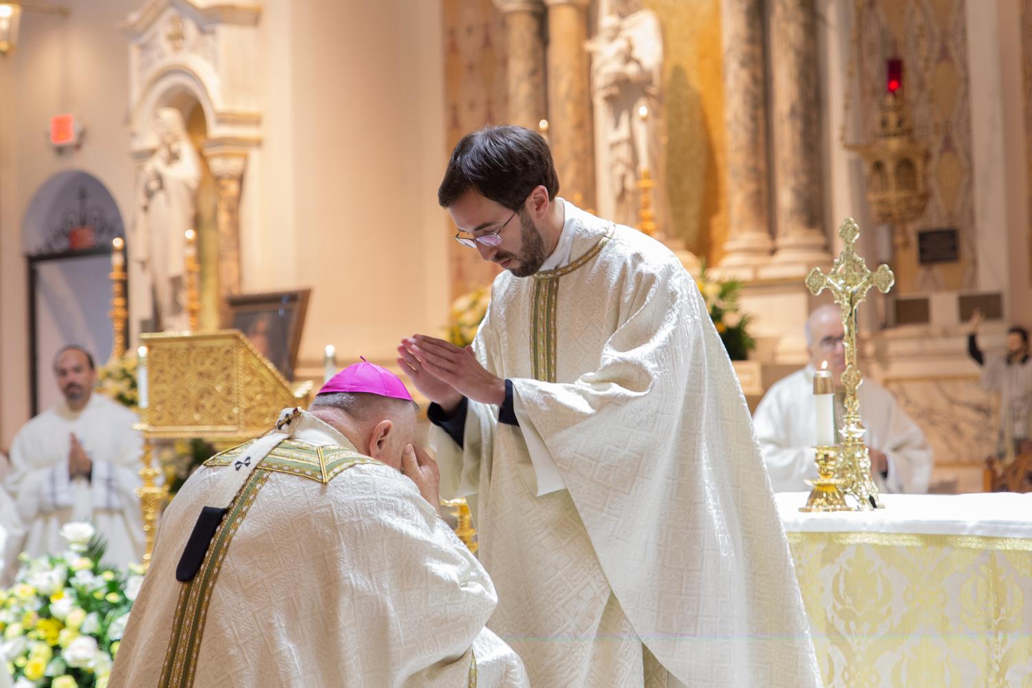 ADOM :: New Jesuit priest ordained