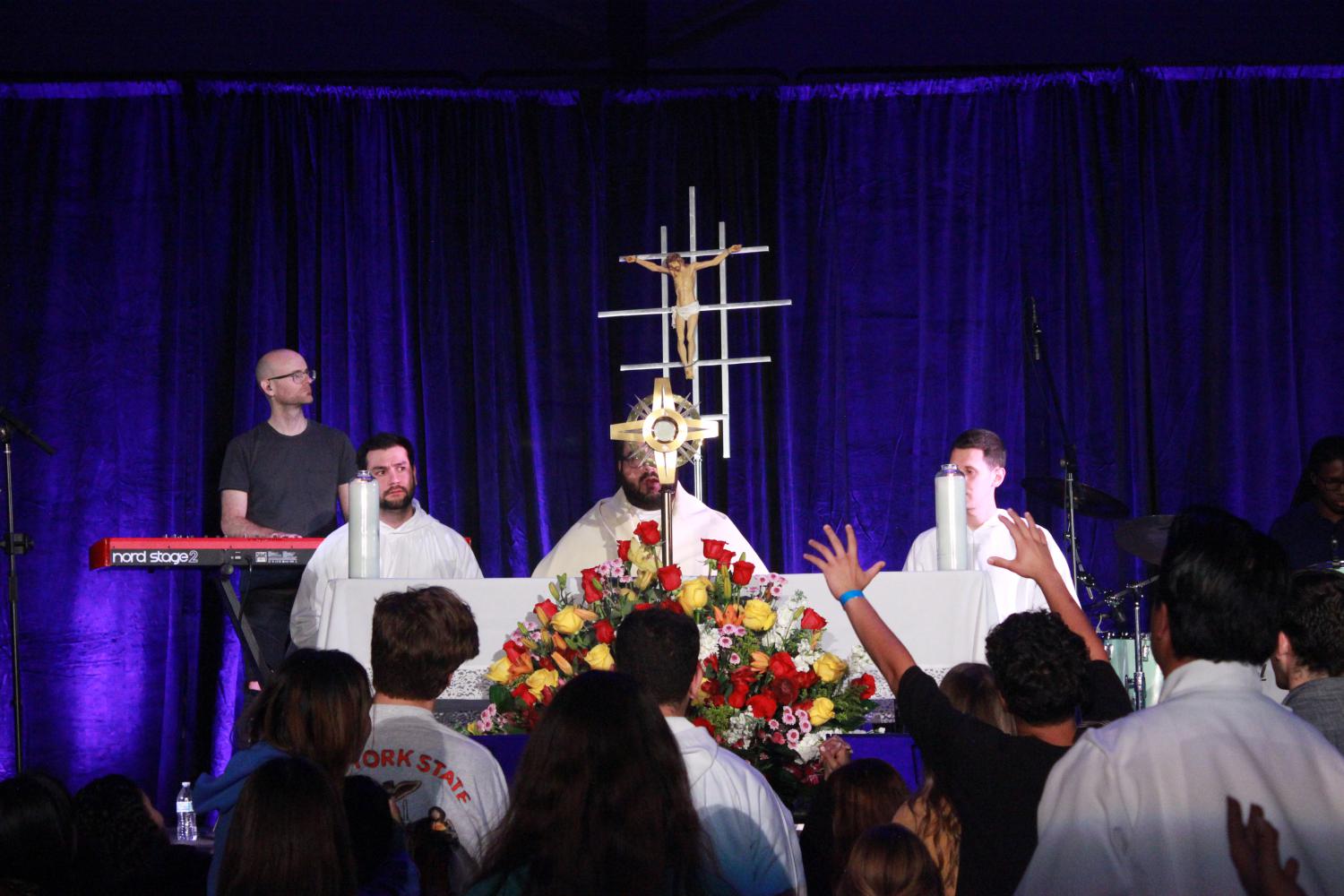 ADOM :: Young people sing, praise, and worship at Mercy Night