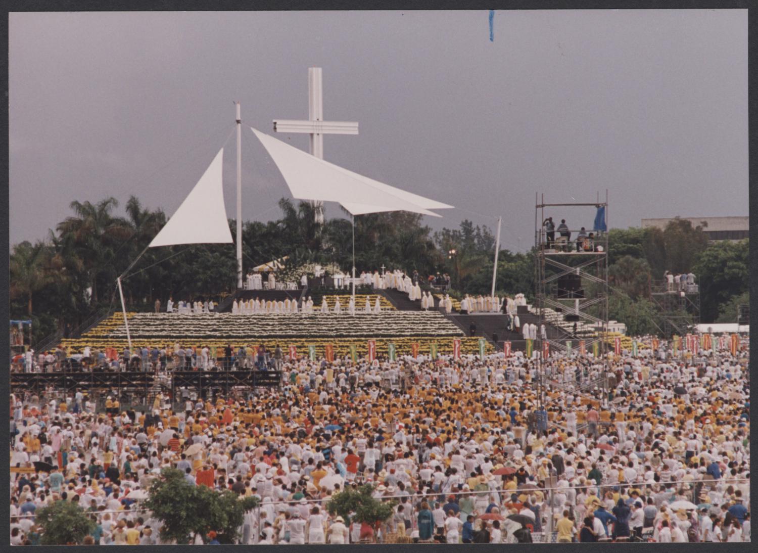 ADOM :: Remembering: St. John Paul II in Miami