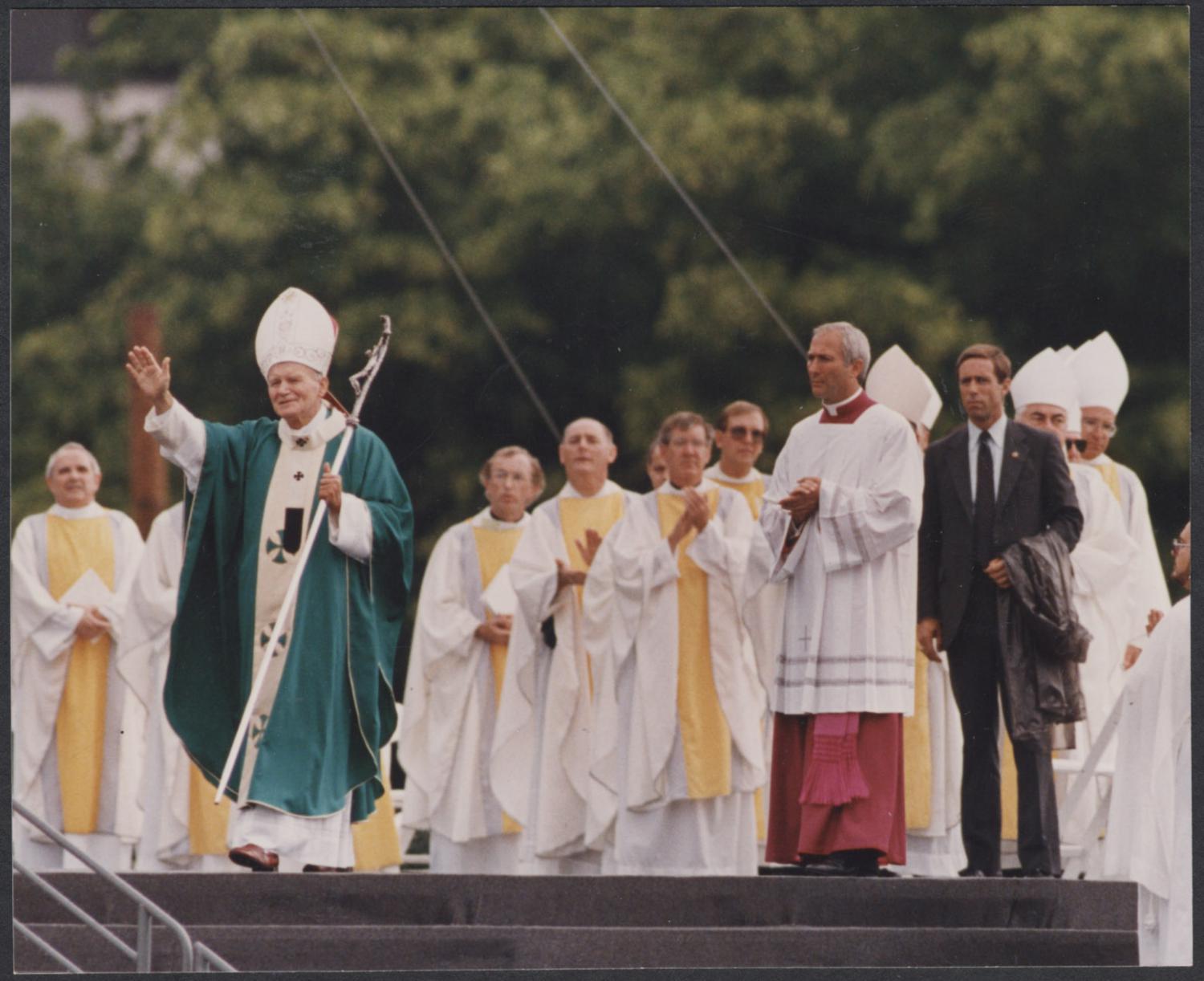 ADOM :: Remembering: St. John Paul II in Miami