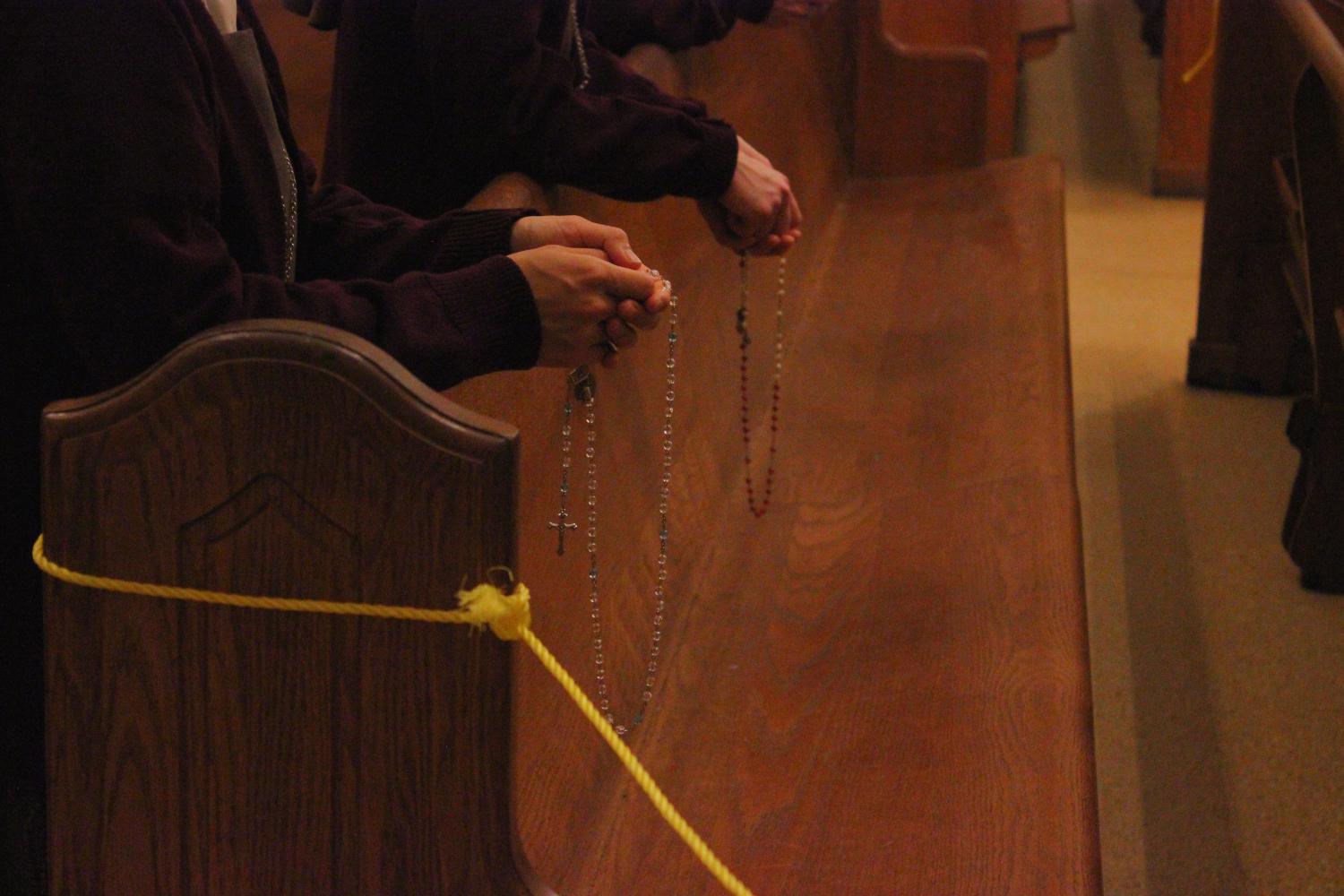 ADOM :: Faithful take part in Holy Hours for Life