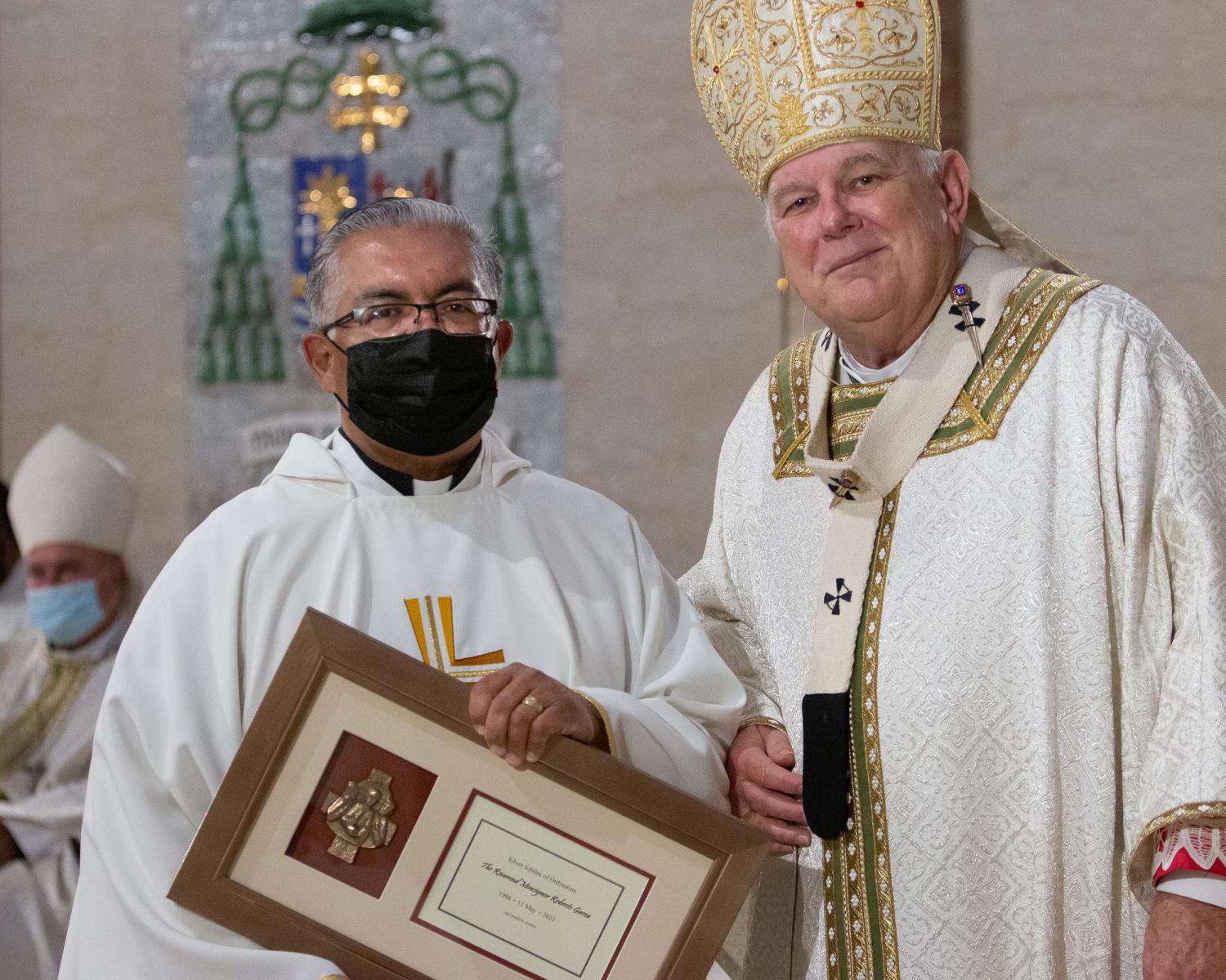 ADOM :: 2 bishops, 15 priests mark jubilees