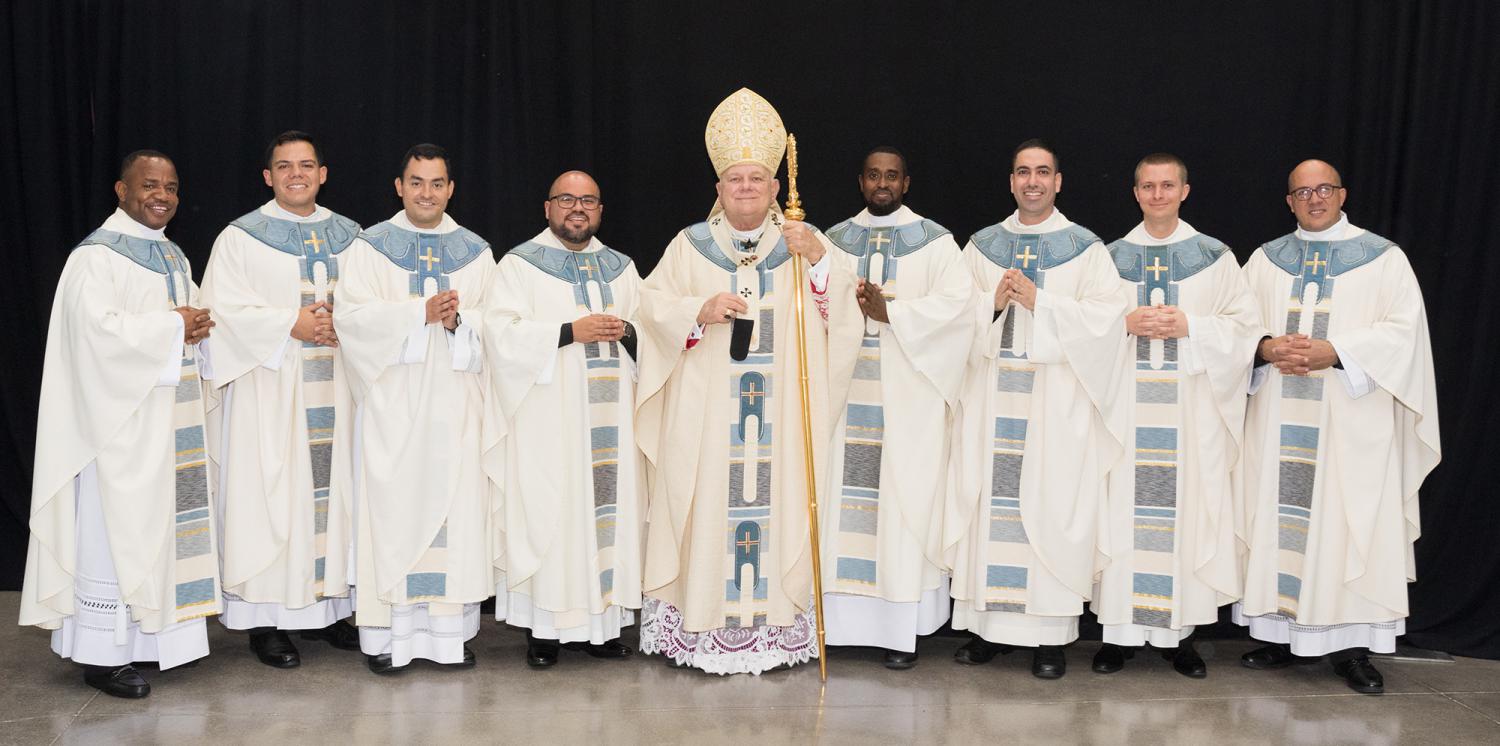 ADOM :: 8 new priests ordained for Miami