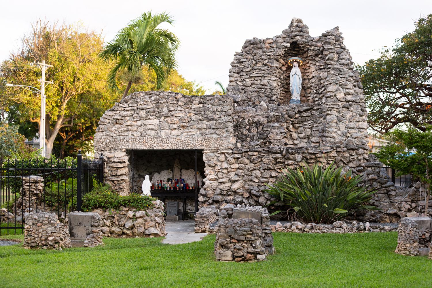 ADOM :: Key West basilica: a treat for pilgrims, history buffs