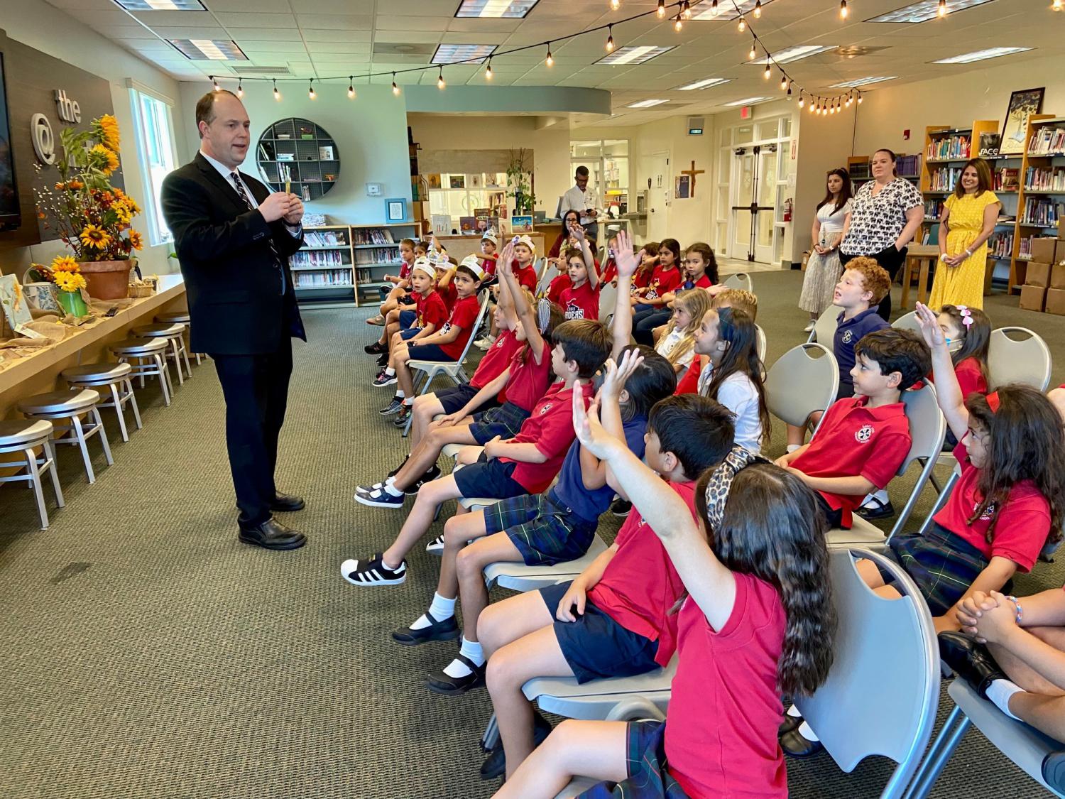 ADOM :: 'Mystery' reader at St. Louis: Schools superintendent