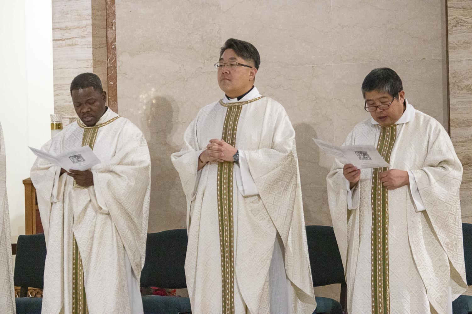 ADOM :: Diverse community comes together at Migration Mass