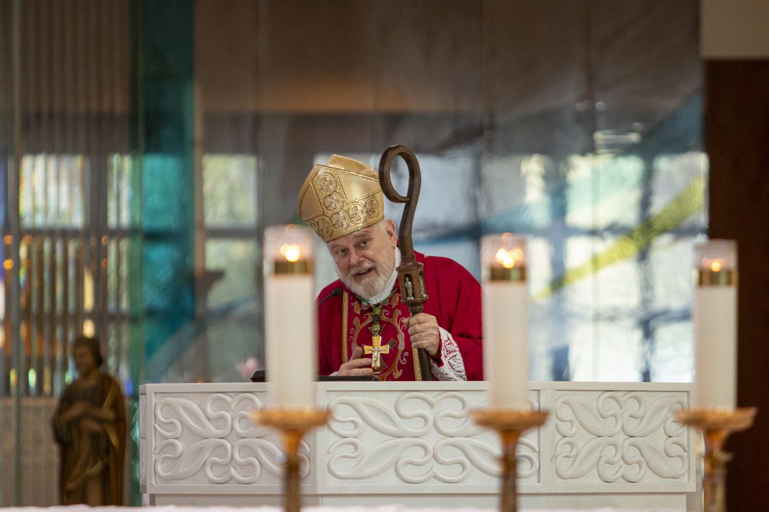 ADOM :: Teaching religion in an 'apostolic age'