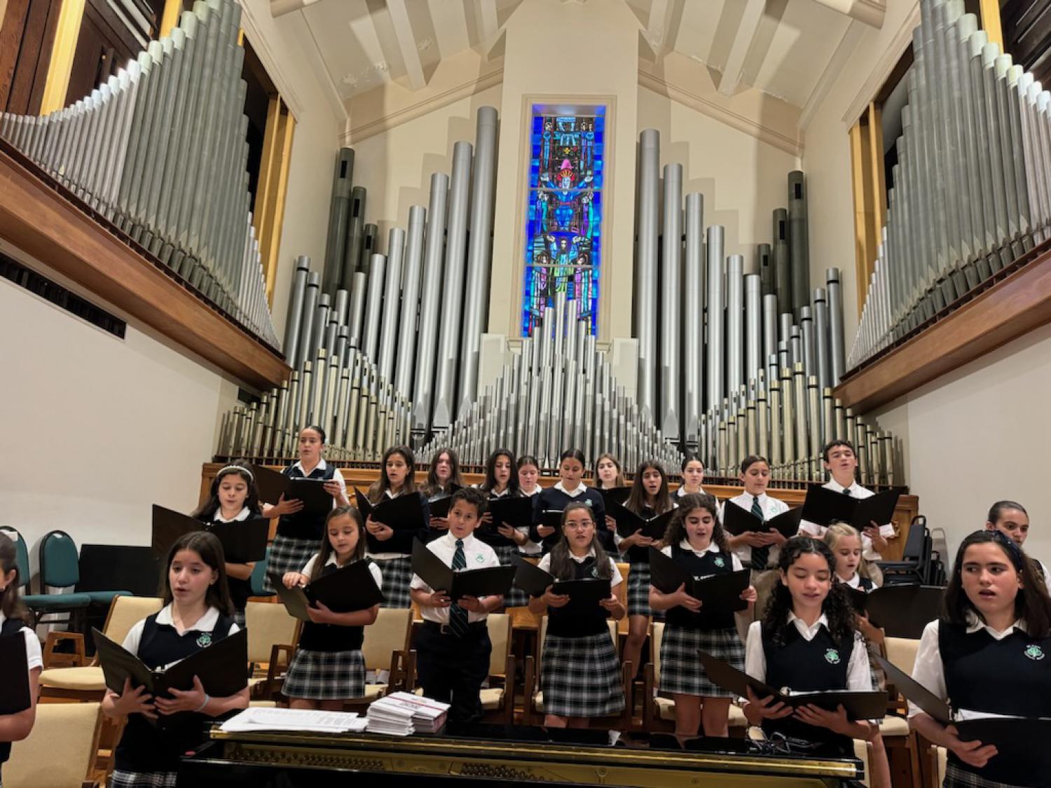 ADOM :: In Catholic schools, students bond 'over religion, God, and more'