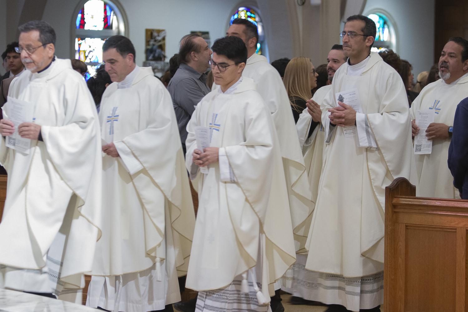 ADOM :: In Catholic schools, students bond 'over religion, God, and more'