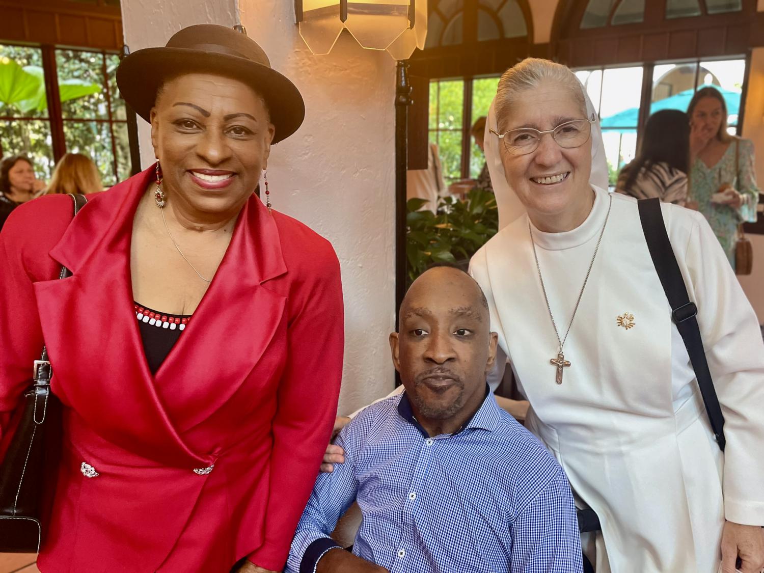 ADOM :: 'Claws for Celebration' at Joe's raises funds for Marian Center
