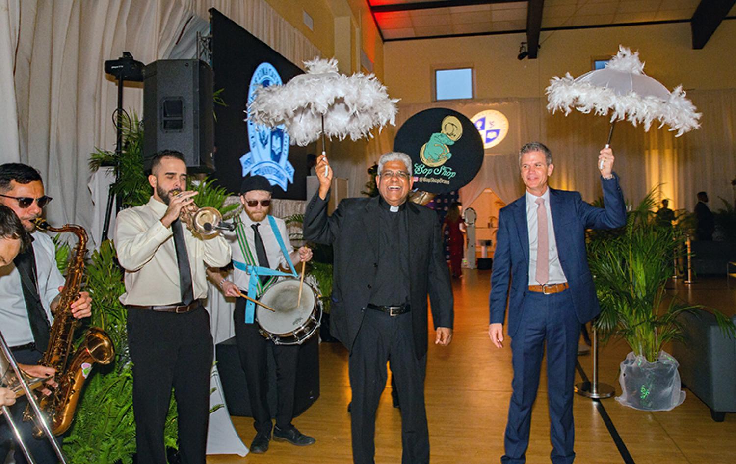 ADOM :: From inkwells to coding: St. Rose of Lima School marks 75 years